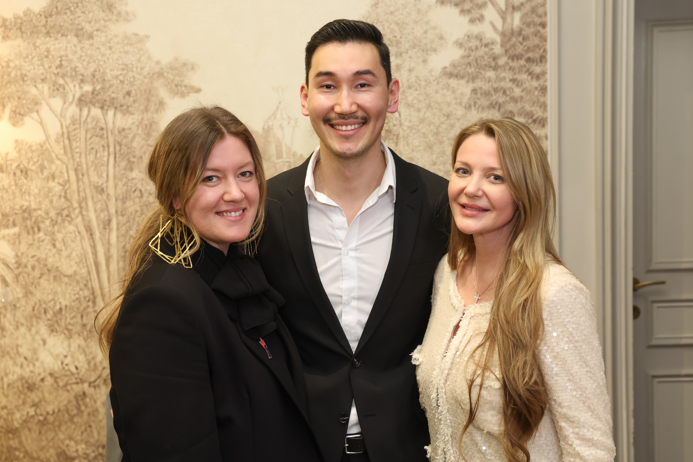 DAS WAR DER OPERNBALL COUTURE SALON 2025 | Shopping Guide