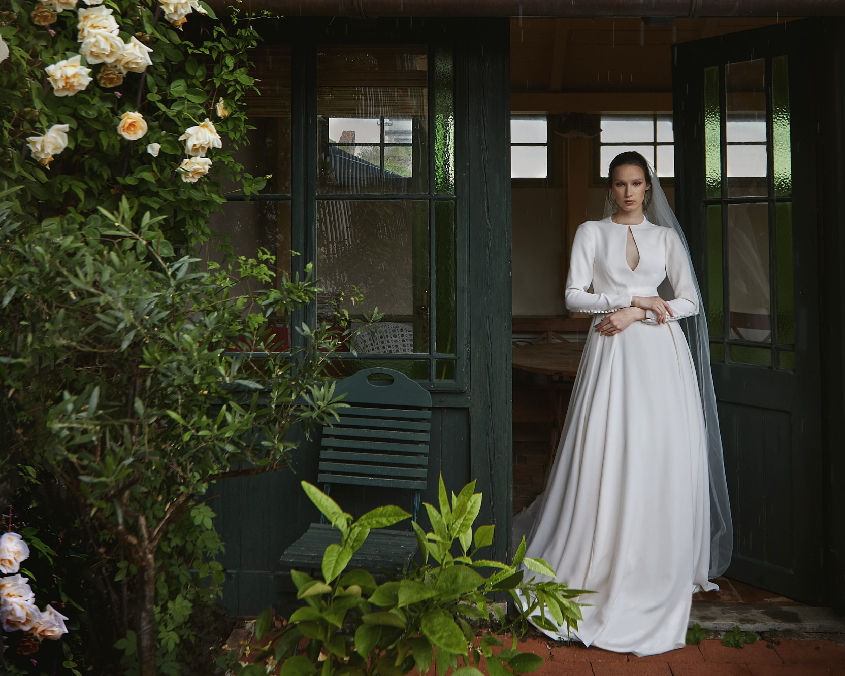 Eine anmutige und elegante Kollektion für die moderne Braut | Shopping ...