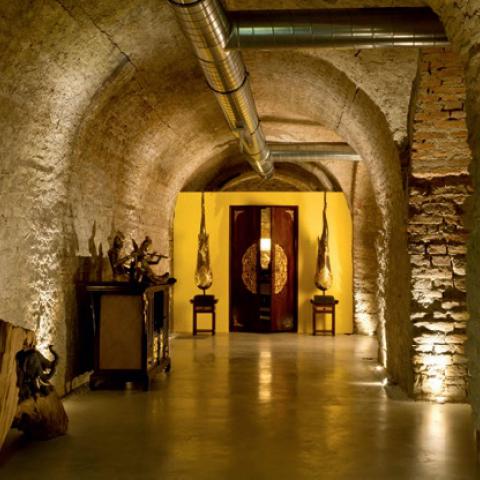 AISAWAN BOUTIQUE SPA | Shopping Guide